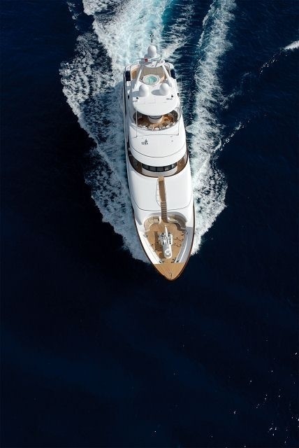 Glade Johnson Image Gallery – Luxury Yacht Browser | by CHARTERWORLD ...